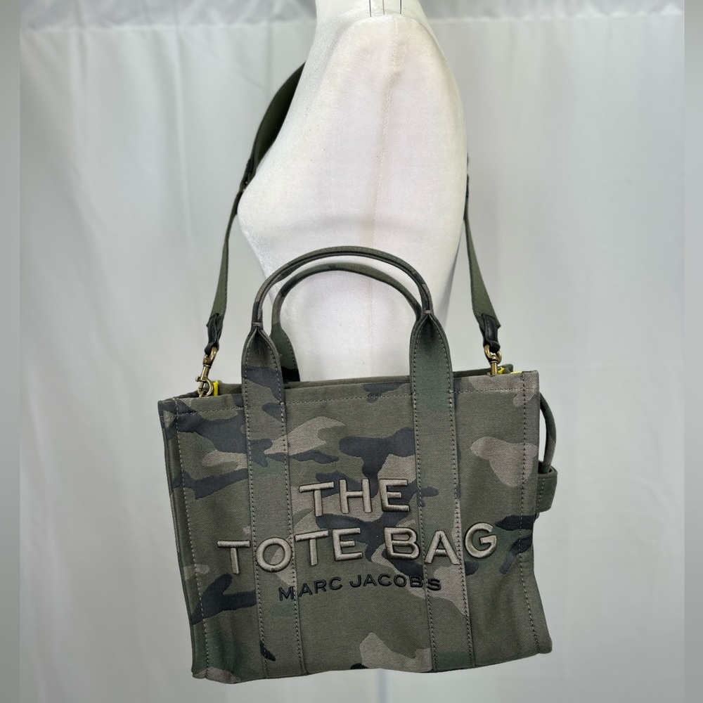 Marc Jacobs The Camo Jacquard Medium Tote Bag - Gem